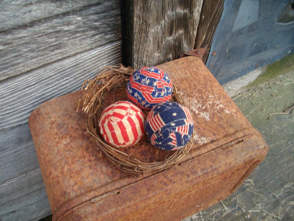 Primitive Americana Rag Balls - Rustic Country Bowl Fillers - Home ...