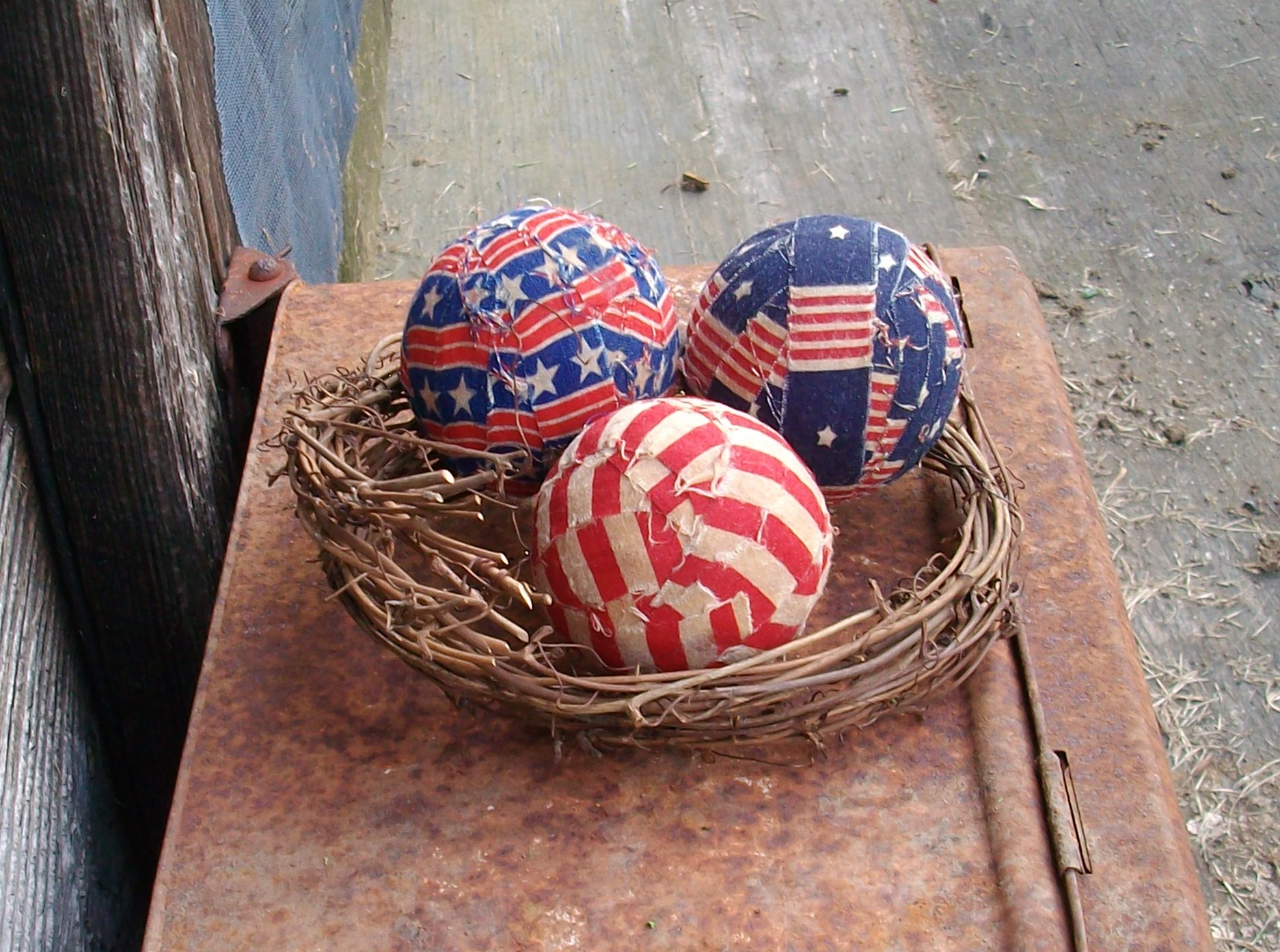 Primitive Americana Rag Balls - Rustic Country Bowl Fillers - Home ...